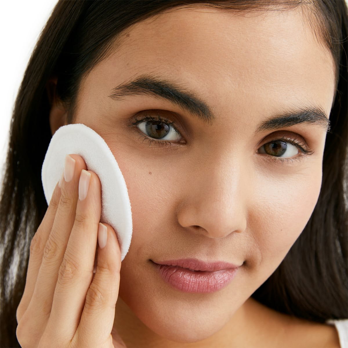 A mild but effective hydrating gel cleanser for normal to combination ...